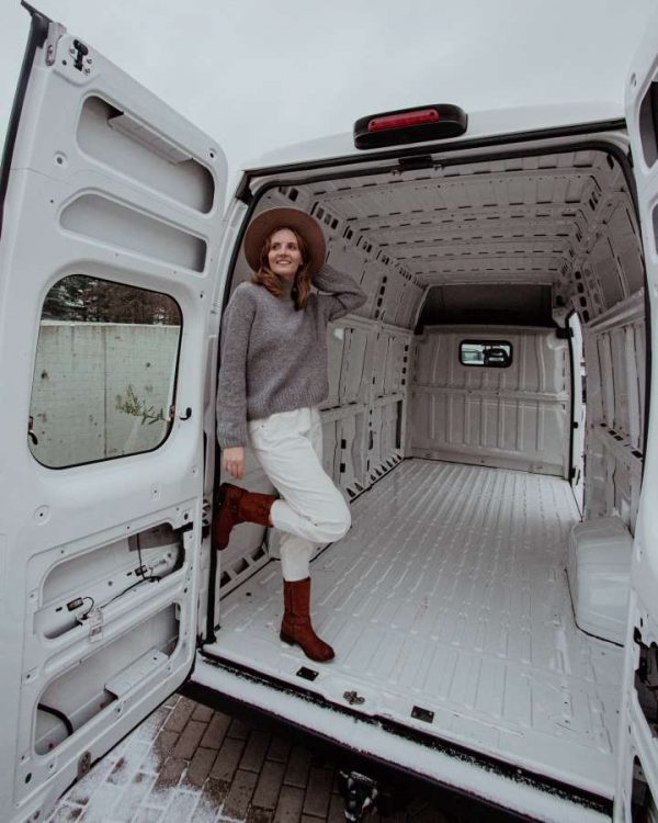 12 Tips for an Effortless and Effective Van Conversion 🛠️