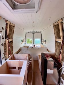 12 Tips for an Effortless and Effective Van Conversion 🛠️