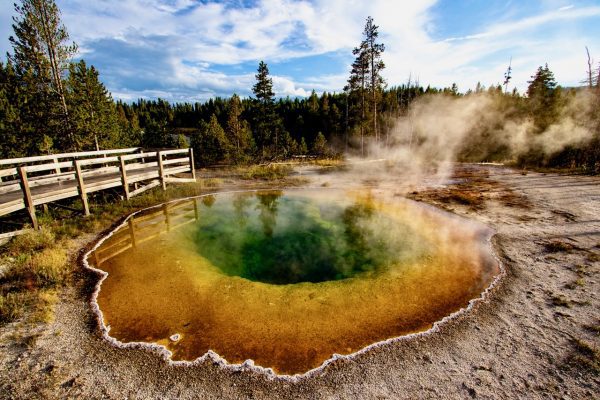 10 AWESOME Things to Do in Yellowstone National Park